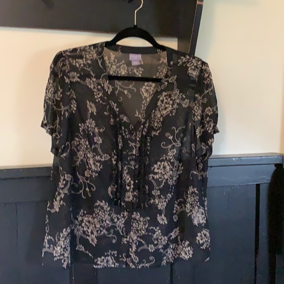 Laura Scott | Tops | Laura Scott Xlp Black Sheer Floral Sht Sleeve Top ...